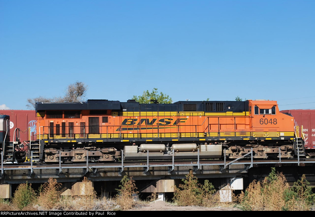 BNSF 6048